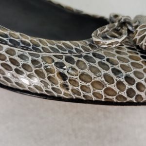 Stuart Weitzman | Shoes | Stuart Weitzman Tulip Bow Tassel Lizard Mock ...